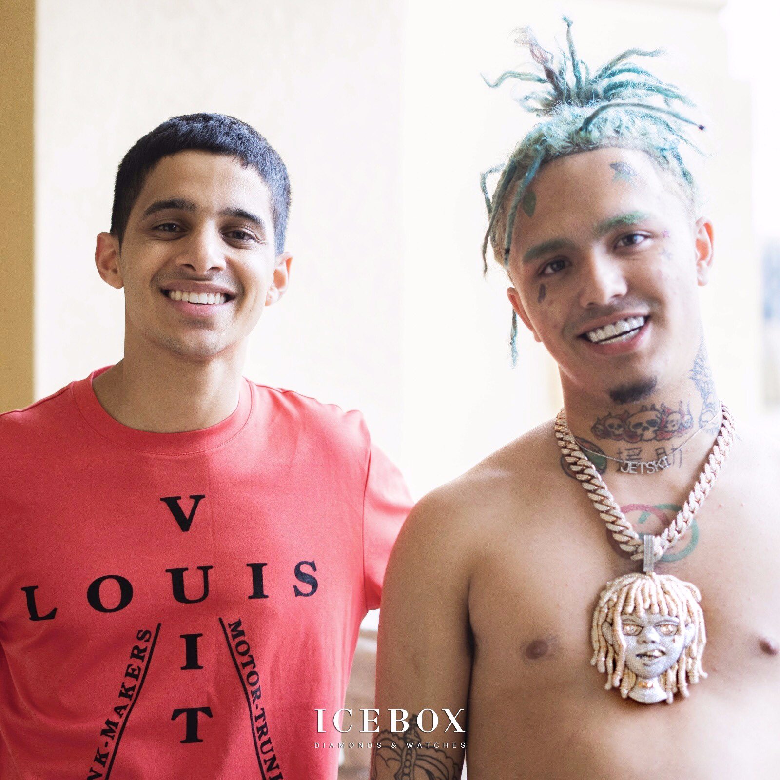 ICEBOX Shop icebox on X lilpump just dropped his new music video for drugaddicts w charliesheen Retweet if you watched it https t ed32JsjfeG X