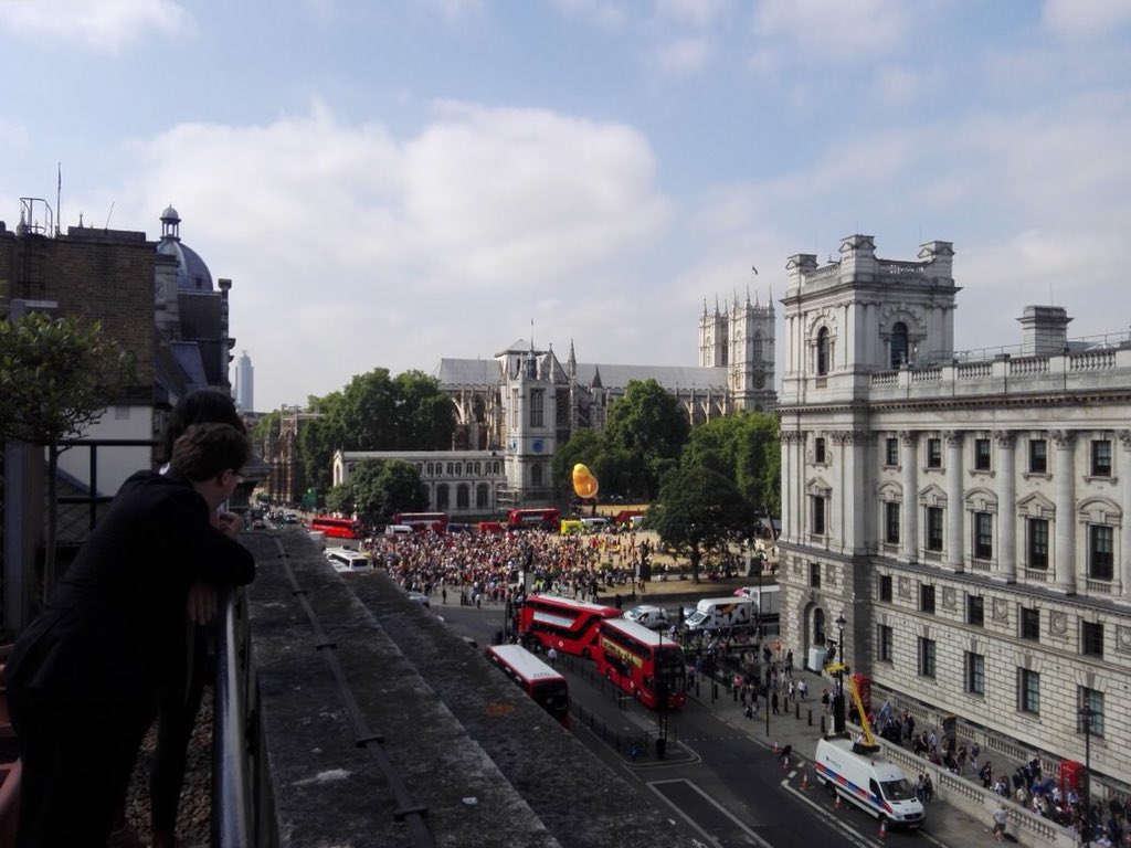 London right now!! : pics