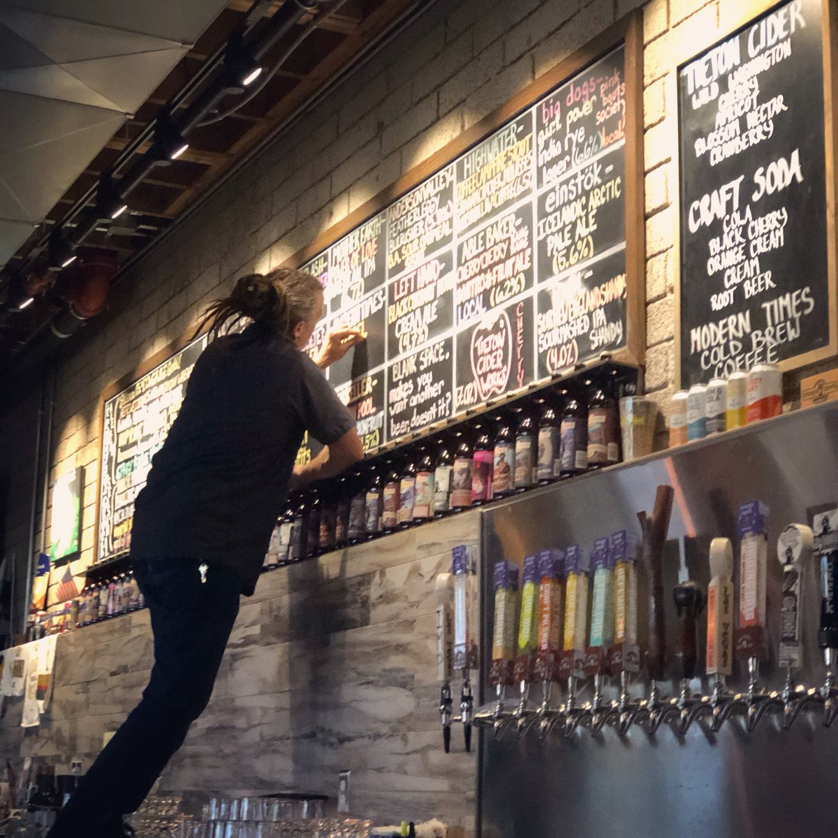 Photos of your favorite beer wall menu. | Page 2 | Community | BeerAdvocate