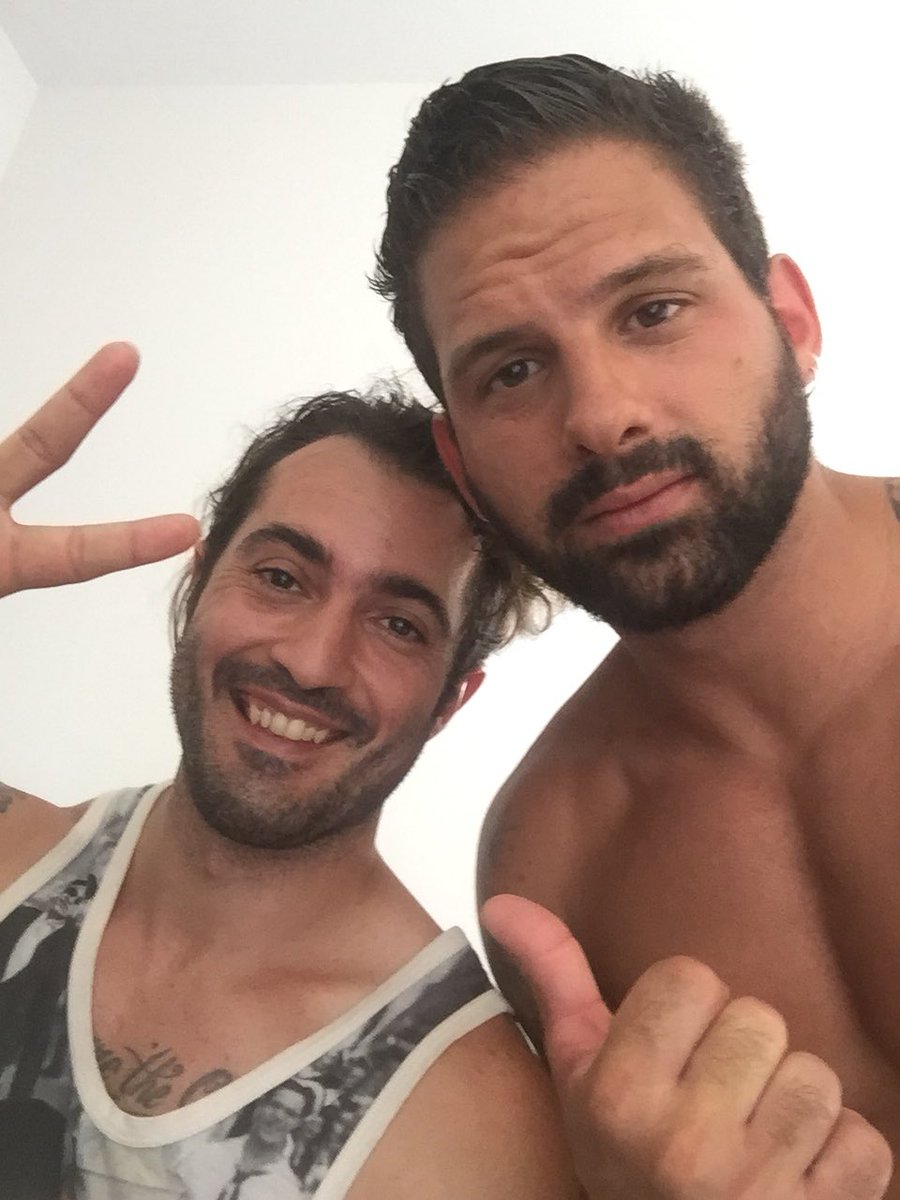 Lorenzo Viota [+18] on Twitter: "Si 🤘😅…