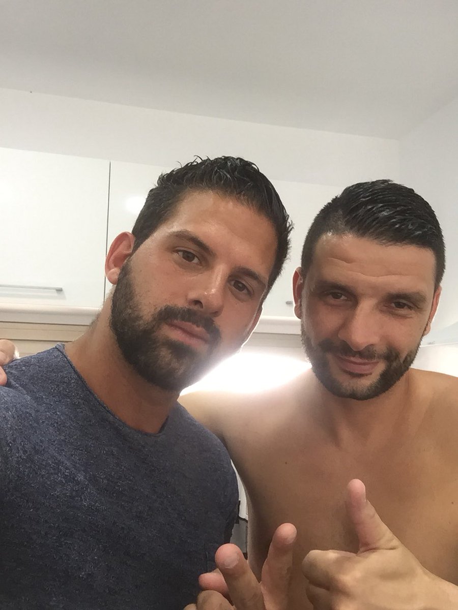 Lorenzo Viota [+18] on Twitter: "Si 🤘😅…