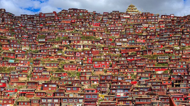 'Larung Gar, Tibetan Buddhist city in Sichuan, China' by Valerian ...