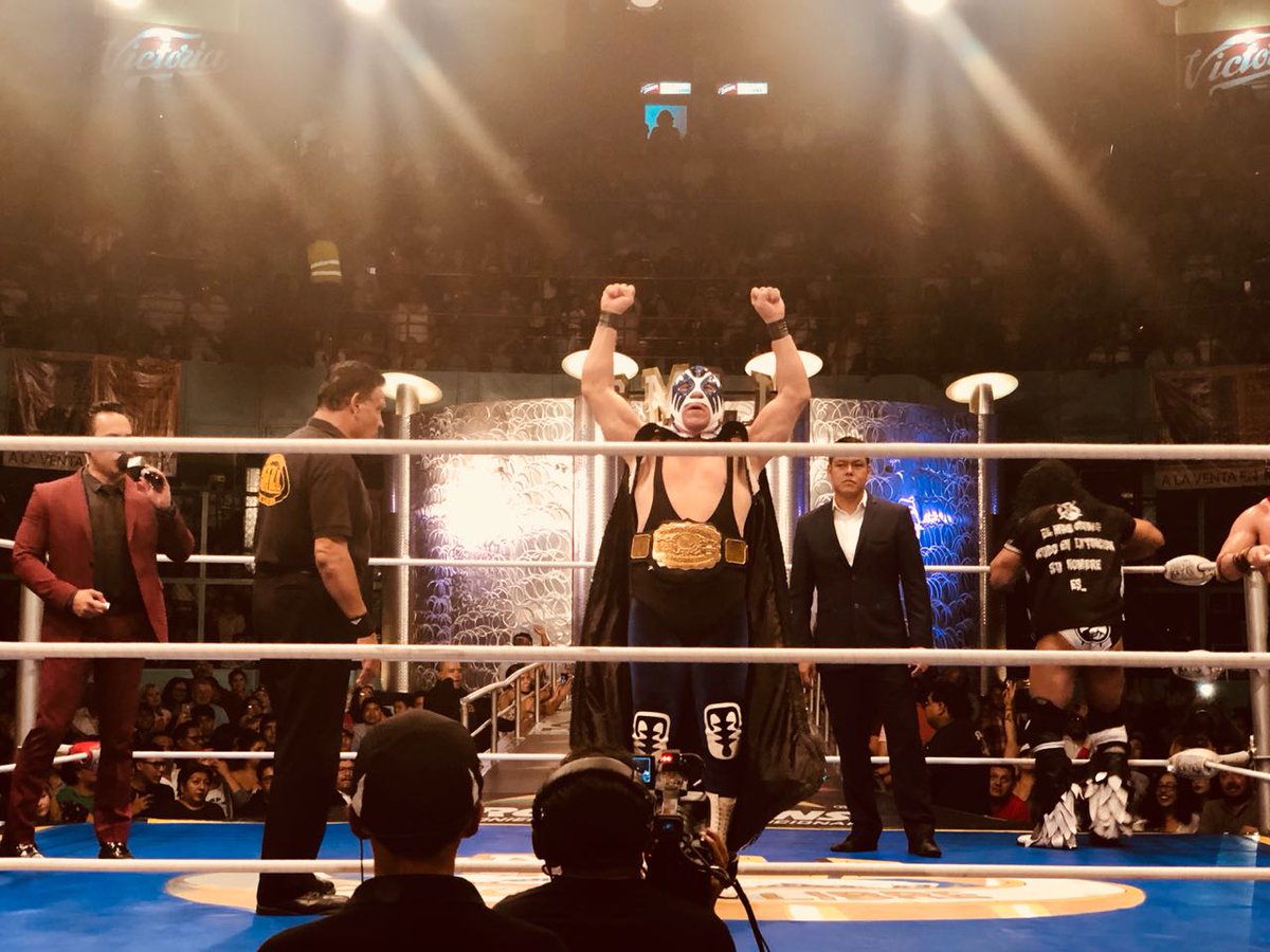 CMLL: En la Arena Puebla, Atlantis sigue siendo el rey | Superluchas