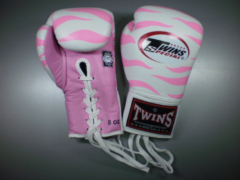 ﾑｴﾀｲｼｮｯﾌﾟTEAM-DEVIL666 on Twitter: "オンスグローブ ツインズ 超デビルスペシャル 【白／ピンク】 https://t.co/ONYTHs7mhf #ﾑｴﾀｲ ...