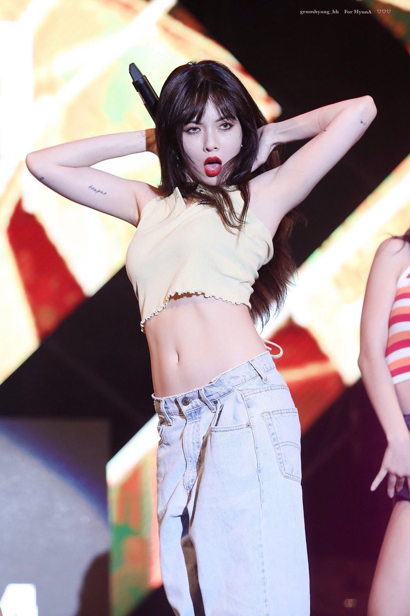 Hyuna Stomach