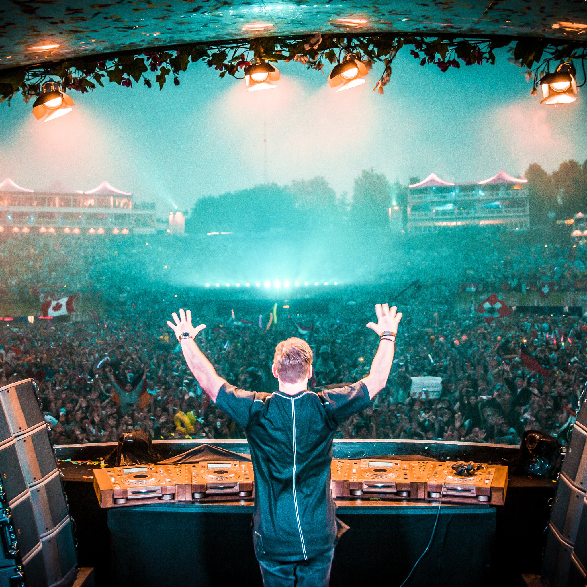 Hardwell On Stage