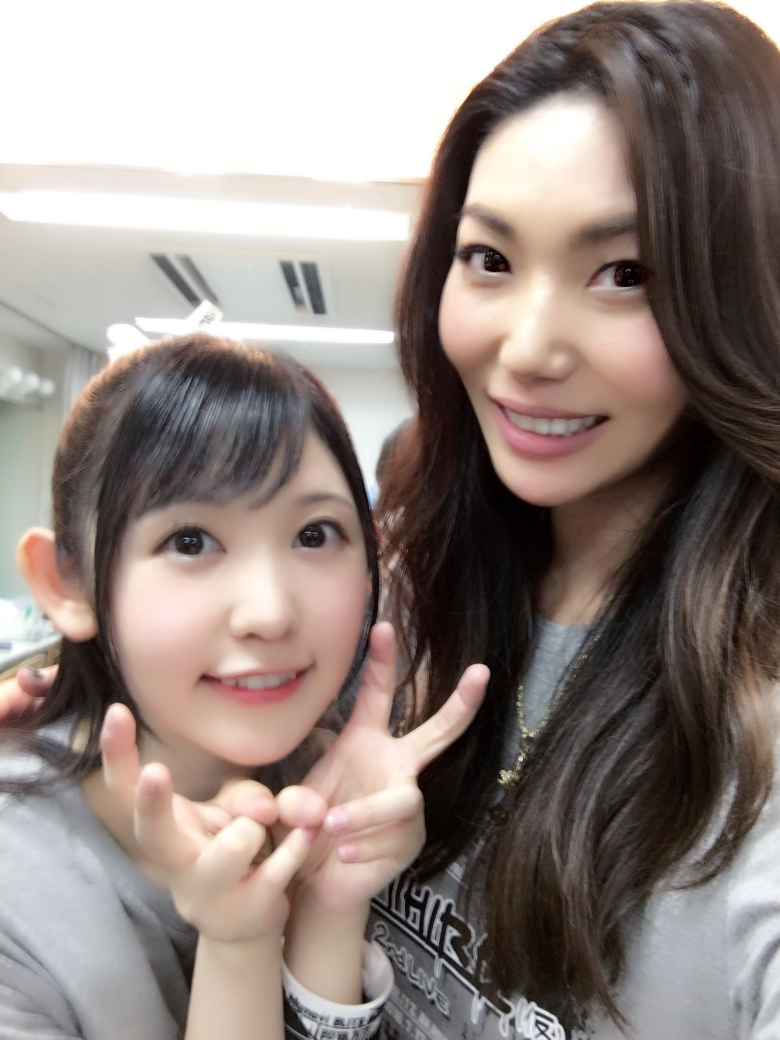 RAYCHELL on Twitter: "THE THIRD(仮)改め RAISE A SUILEN レイズ ア スイレン 通称RAS ラス のメンバー！！ 夏芽🥁＆リコピン🎸＆れおちゃん🎹 ...