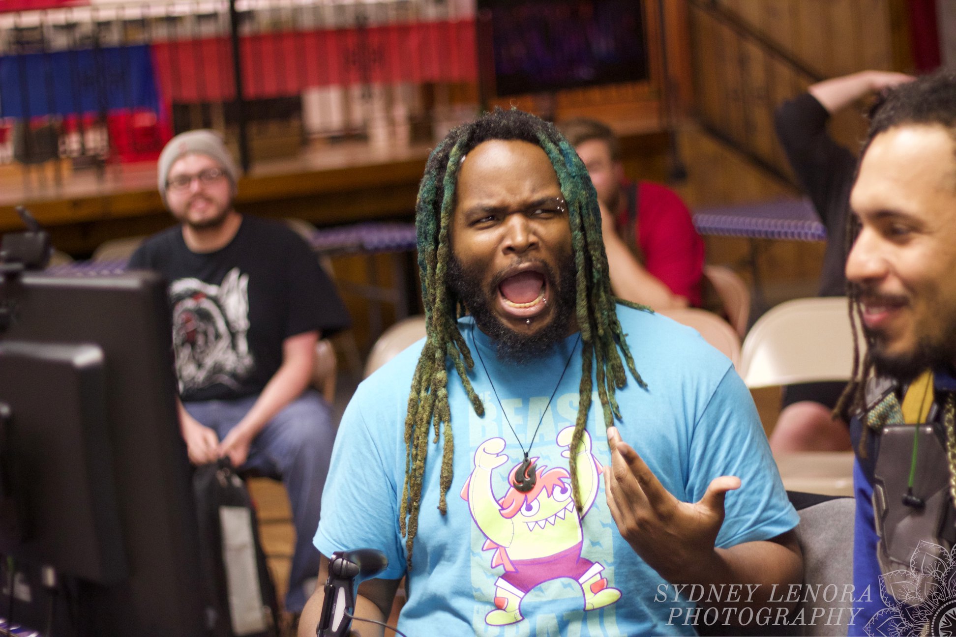 Two Best Friends Play Woolie