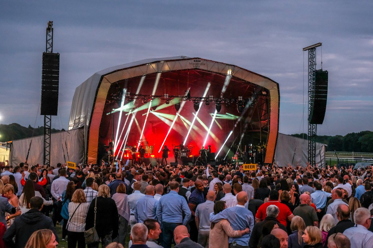 Are Dogs Allowed At Haydock Races