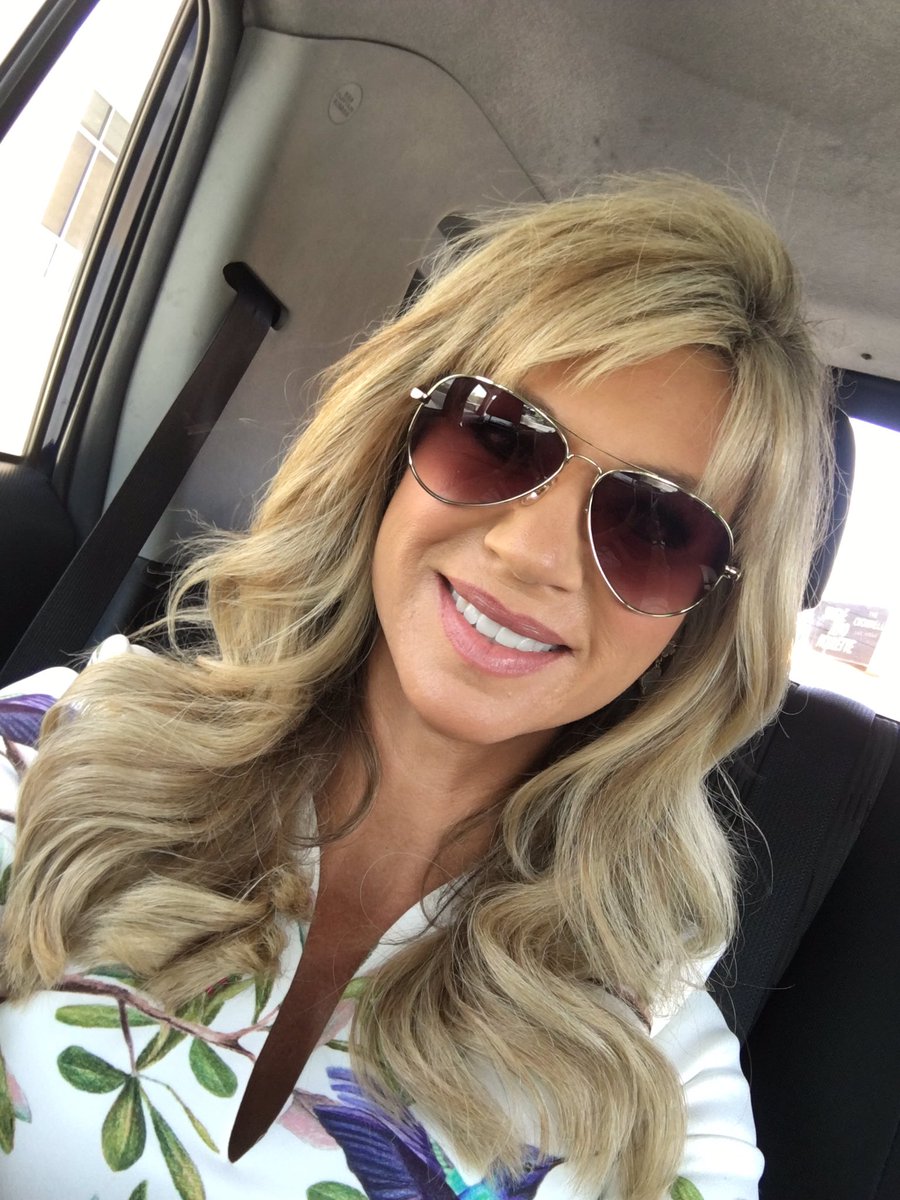 Amy Morrison's Instagram, Twitter & Facebook on IDCrawl