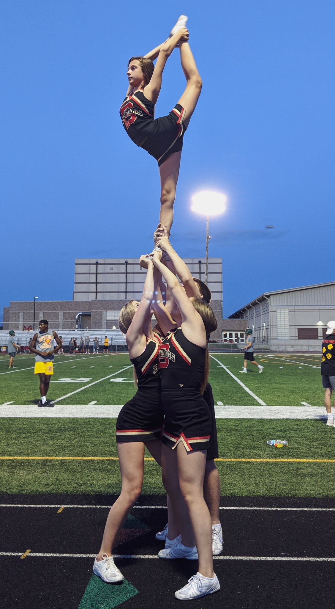 How To Do A Needle Cheerleading