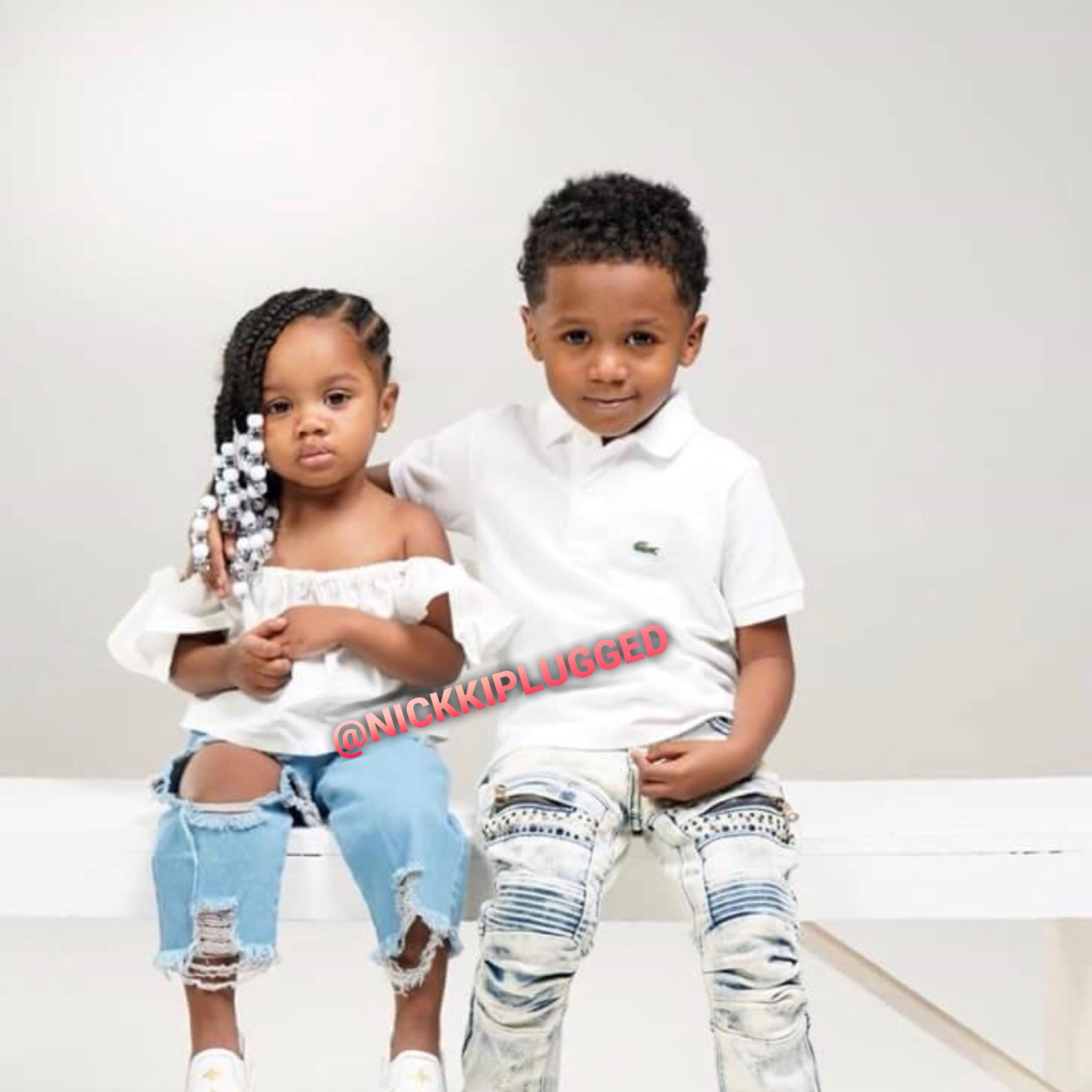 Cute Brother And Sister Photos 87,100+ Brother And Sister Photography