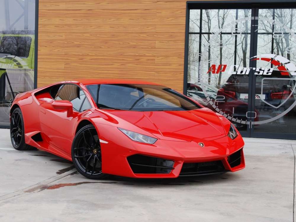 Lamborghini Huracan Red