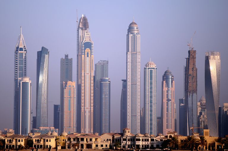 Países con edificios de más de 300 metros. (vía ) china: 60 eau: 26 ...