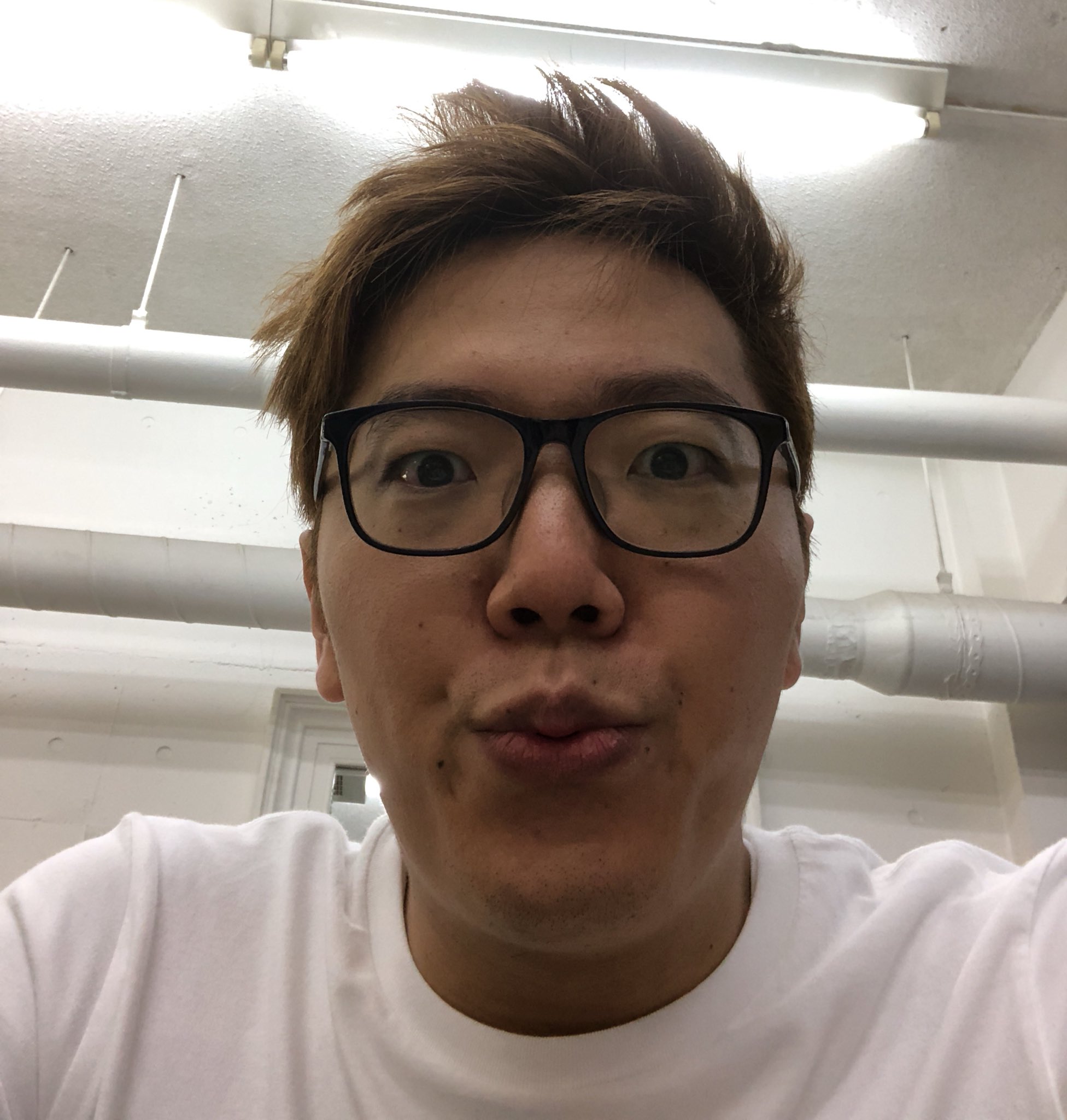 HIKAKIN😎ヒカキン 【YouTuber】 on Twitter: "本日は1日CM撮影で、30回くらい着替えてます（笑）😂 https://t.co/Xj15uijPZC" / Twitter