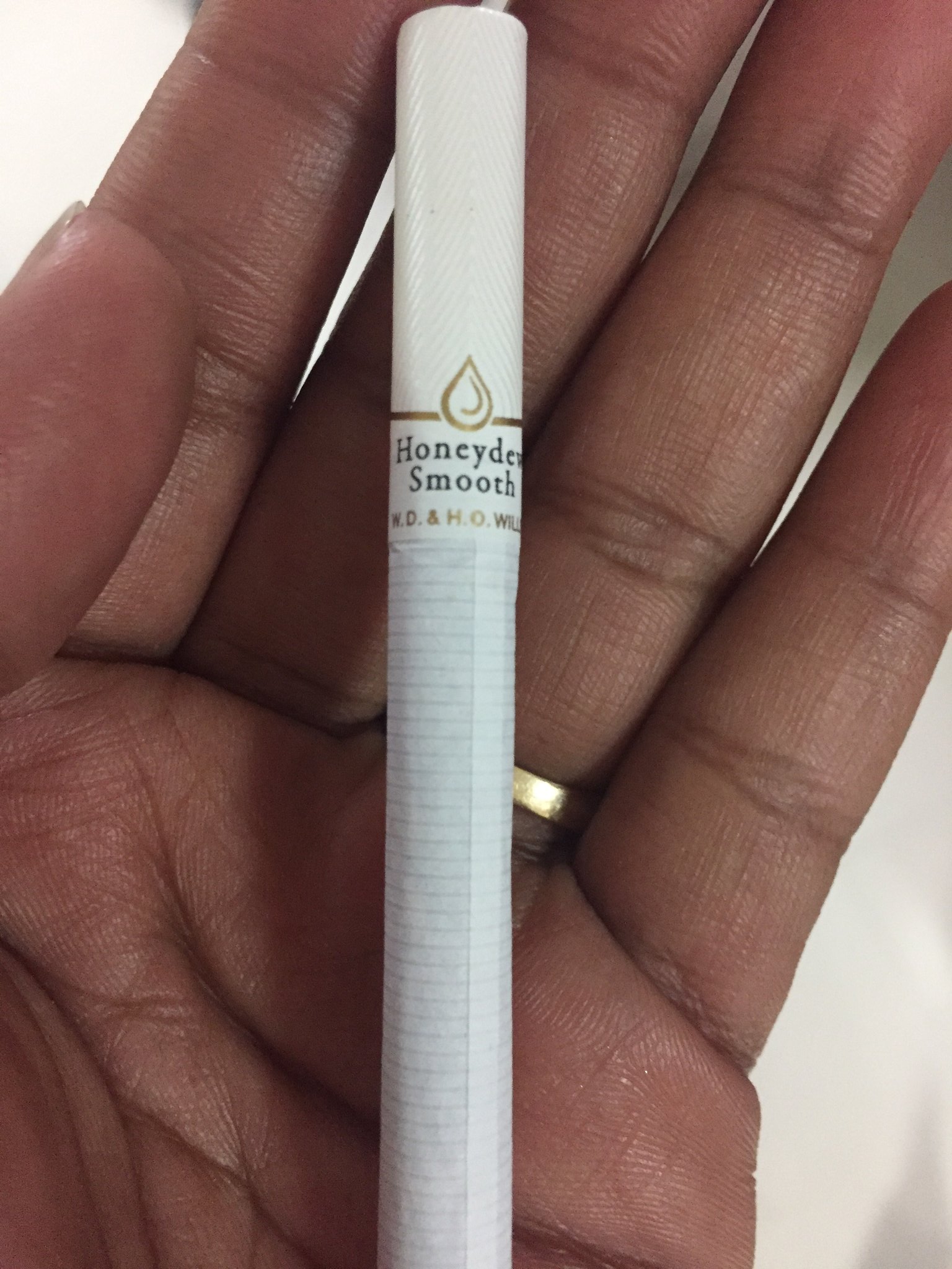 Gold Flake Cigarette Hd