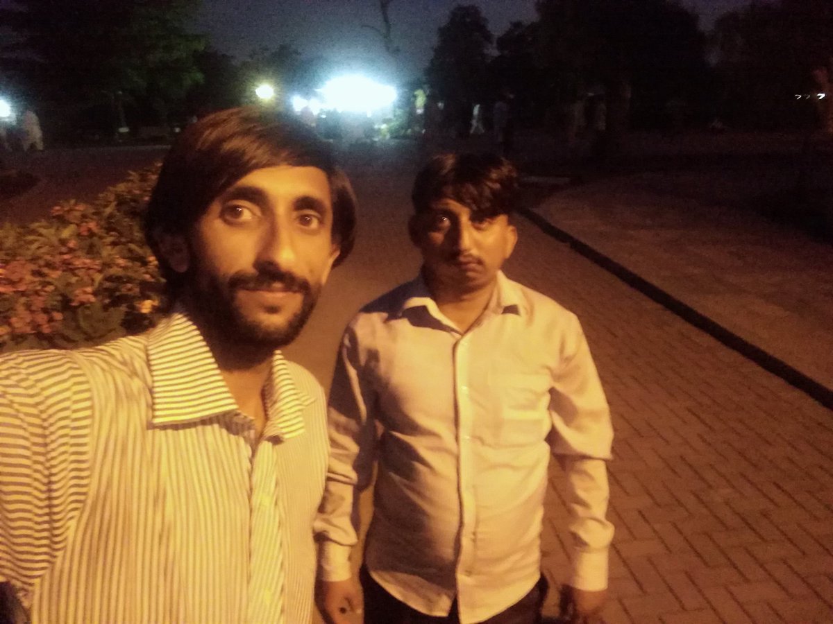 PAKISTAN,ARMY,ANCHOR,POLITICIAN