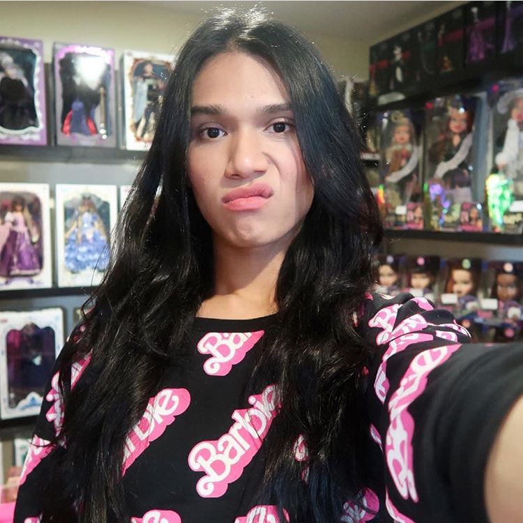 nazreem musa split identity - Dorothy Dowd