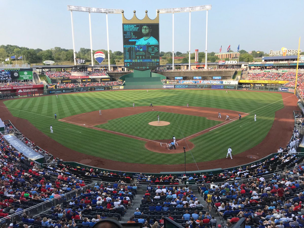 8 best Twitter u/wwbb6 images on Pholder | My view from the radio booth ...