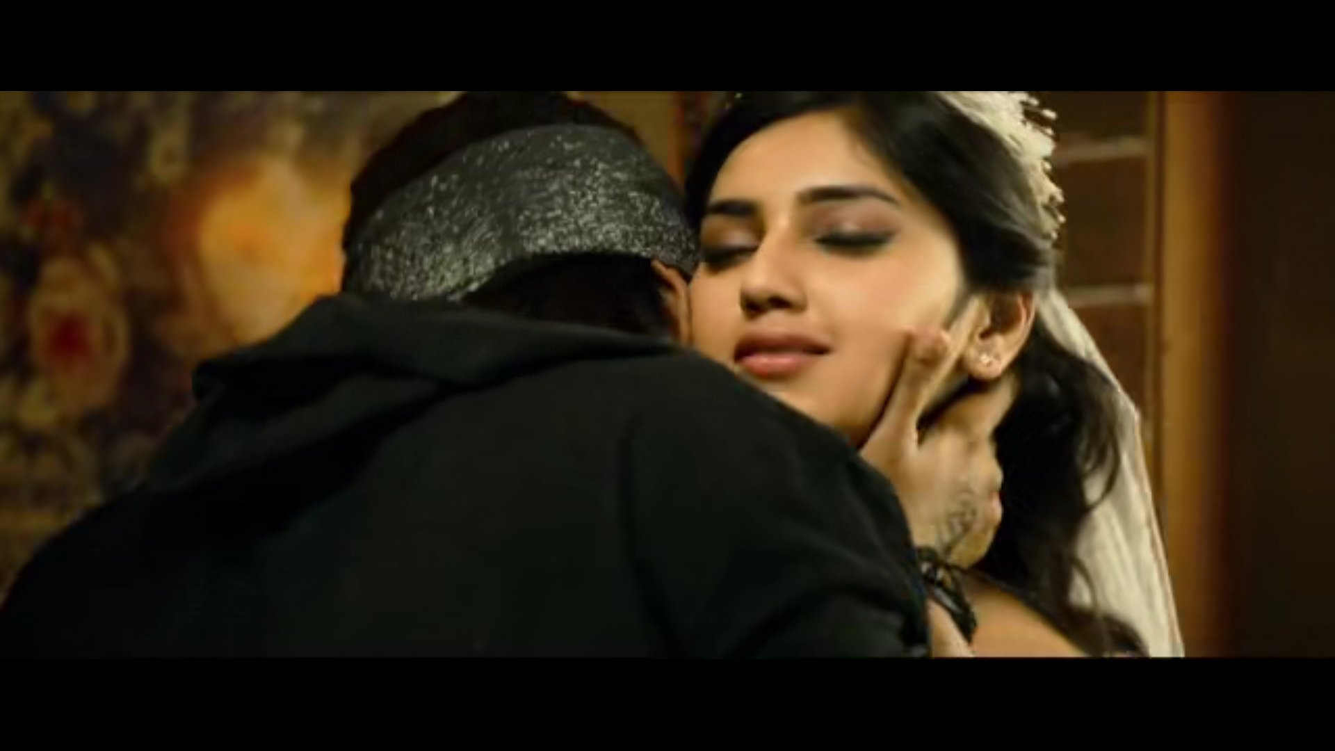 रामबाबु on Twitter: "Krishnarjuna Yuddam movie lo Arjun gadi entry scene lo pellikuturni ila ...