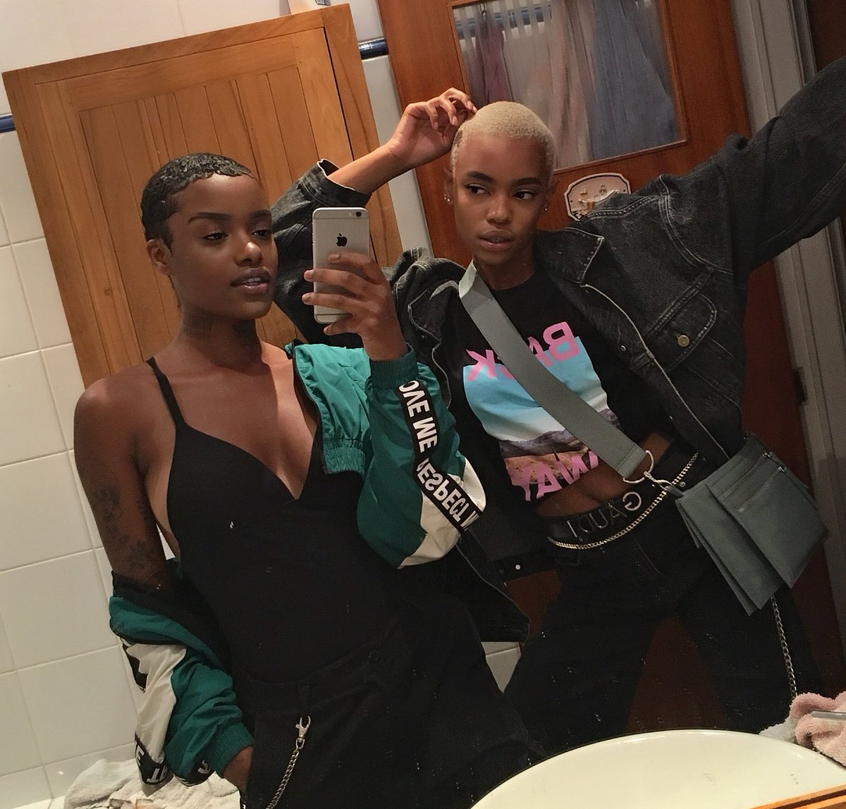 boris (@lou_iseberliat) | Twitter