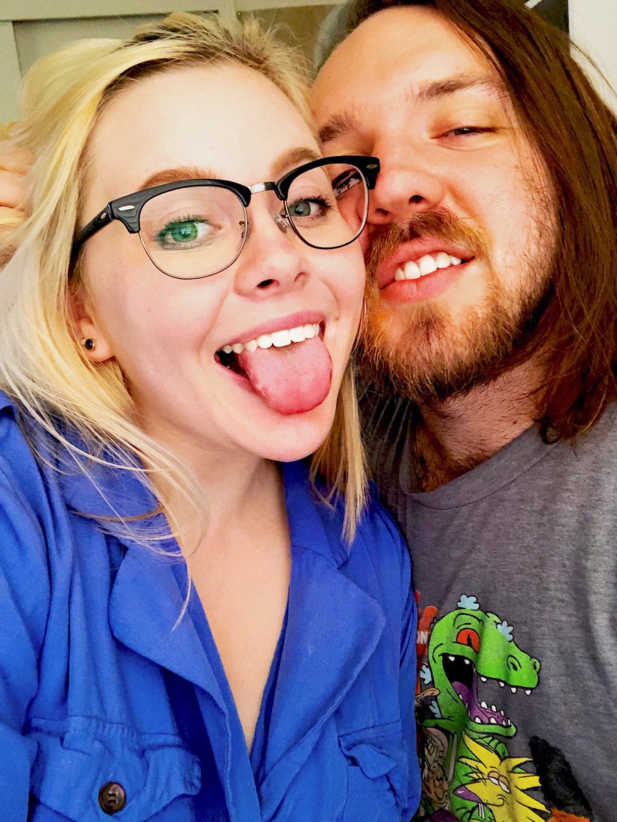 Pickle Vick 🥒 (@vickers_hunter) | Twitter