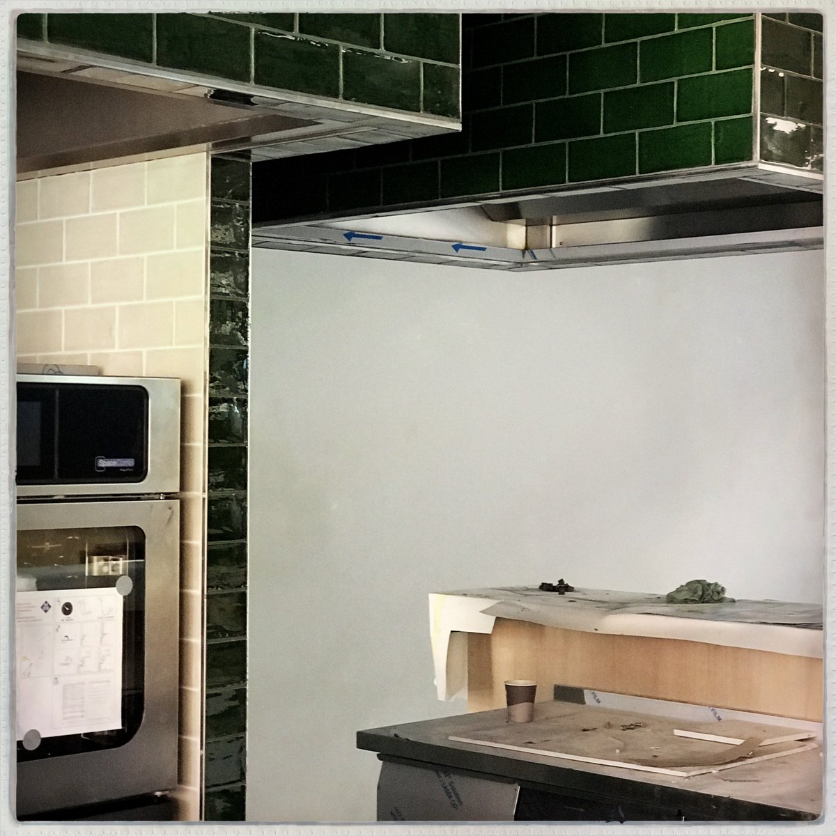 'Chaos' bij Delftse bibliotheek DOK door verbouwing - Omroep West