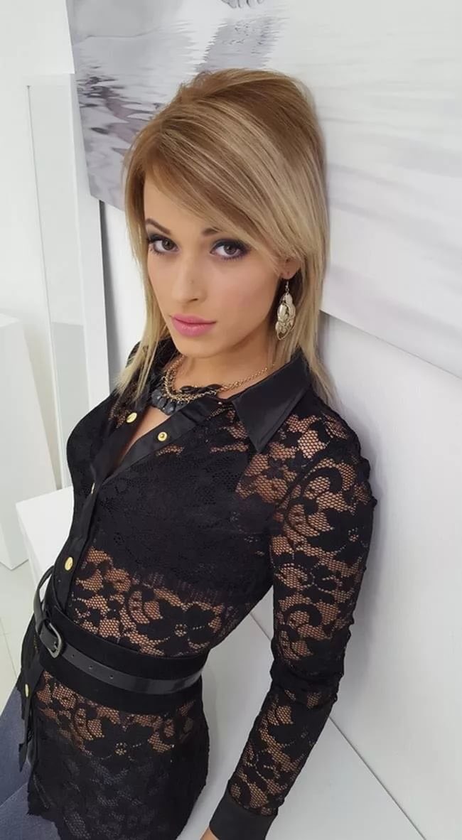 Tw Pornstars Ria Sunn Twitter I Want New Shoes π ππ€€ Support Me