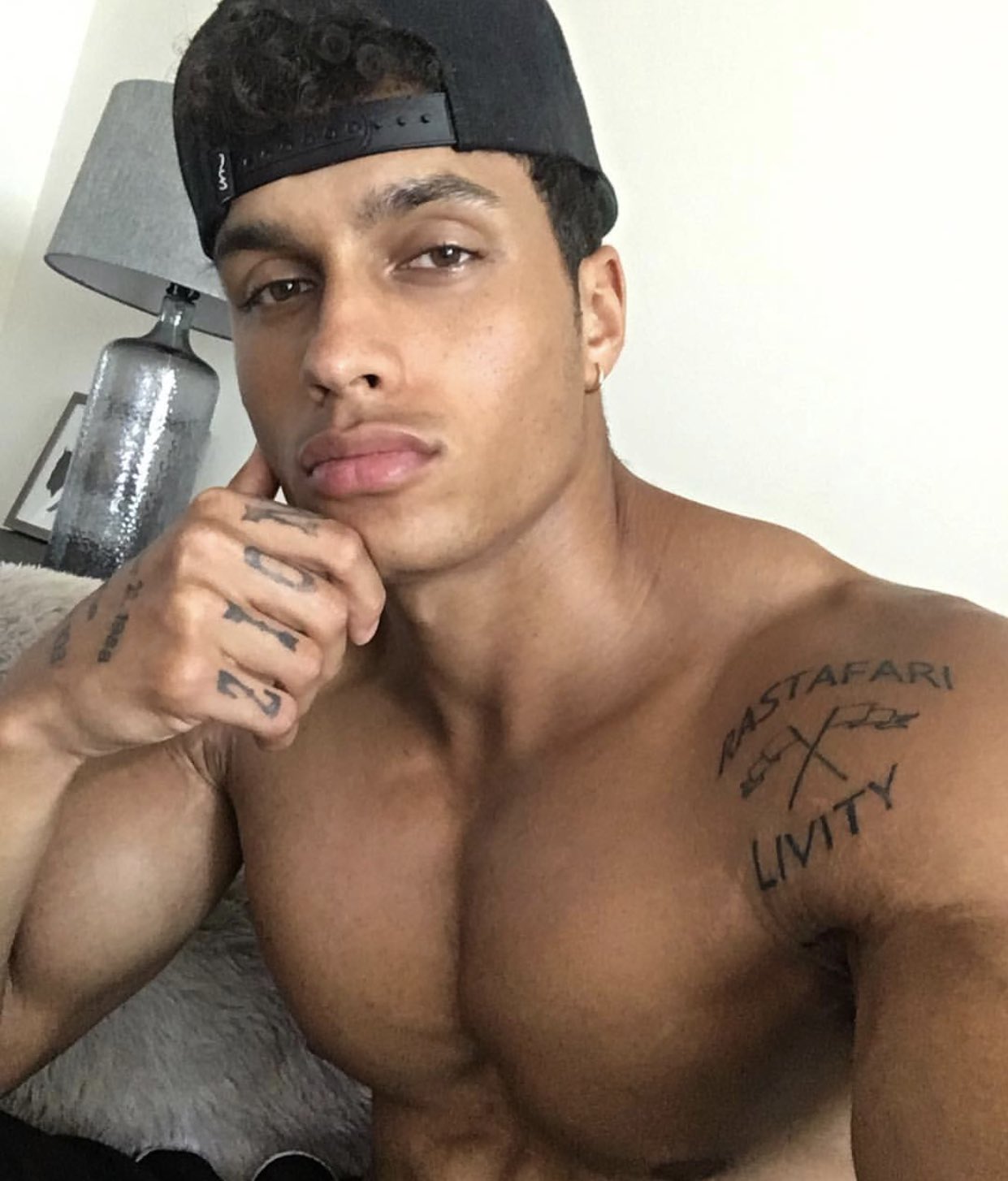 FRAT 👊🏿 HOUSE on Twitter: "🍒🤙🏾 https://t.co/hzmCDEdEqa" / Twitter