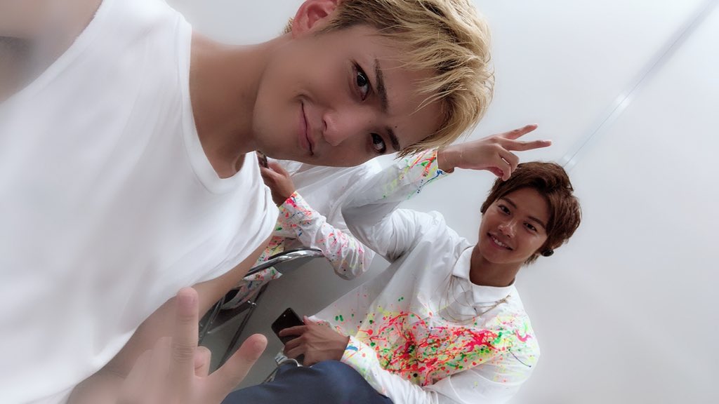 佐々木和也-SOLIDEMO on Twitter: "a-nation僕らの出演終わりました。 Collarsのオレンジが輝いて見えた。 本当にありがとう！ 僕らを知らない方もたくさん歌聴い ...