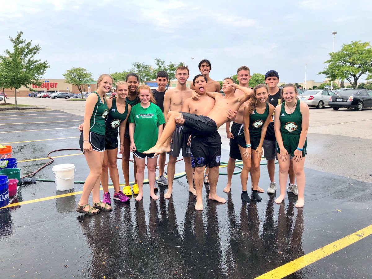 Allison DeVries (@MrsDeVries_FDHS) | Twitter