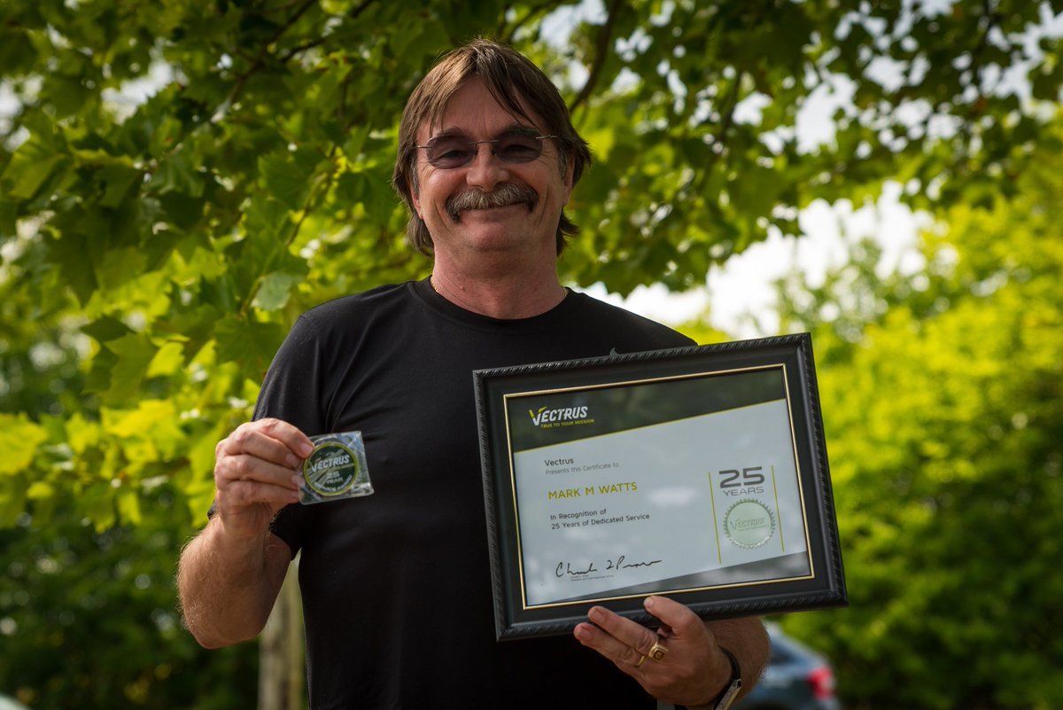 Working At Vectrus - Zippia