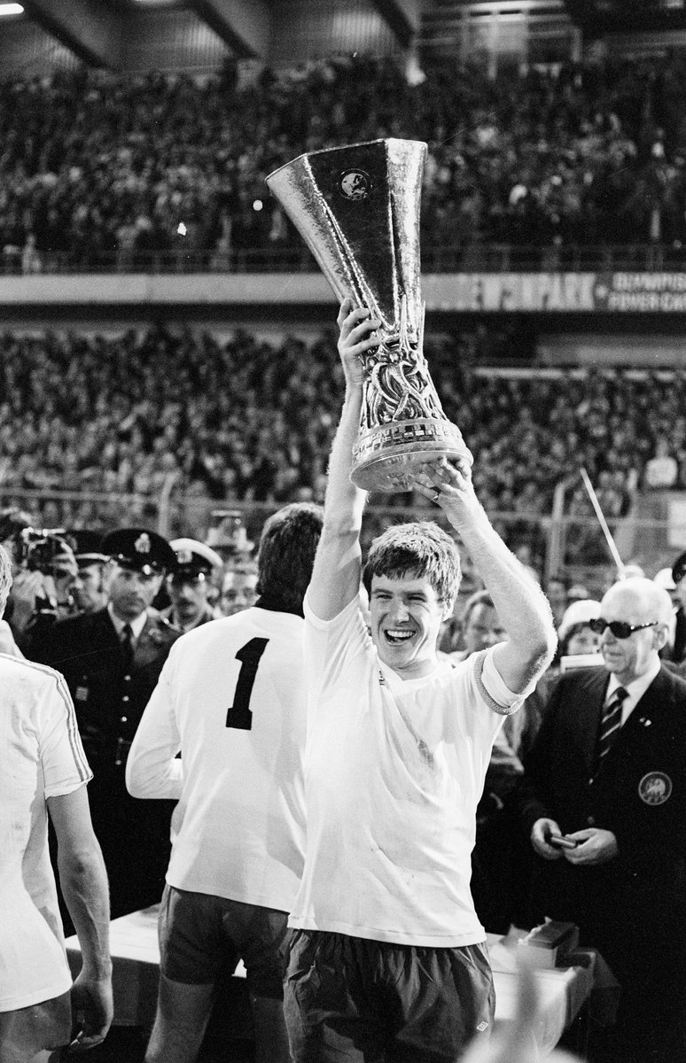 My Favourite Player #6 - Emlyn Hughes a.k.a Crazy Horse