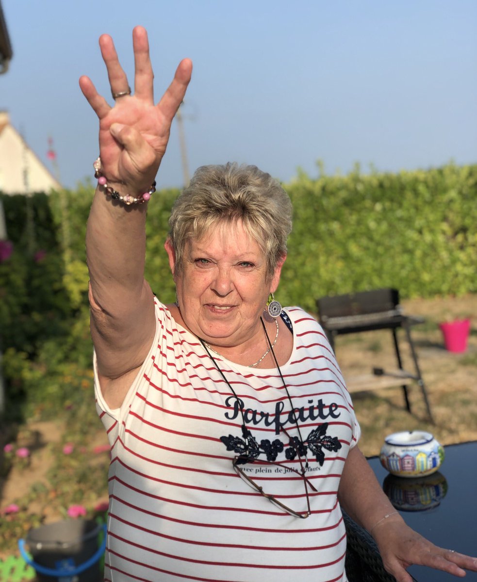 133 best Twitter @_studiodanielle images on Pholder | #PostYourBestFriend