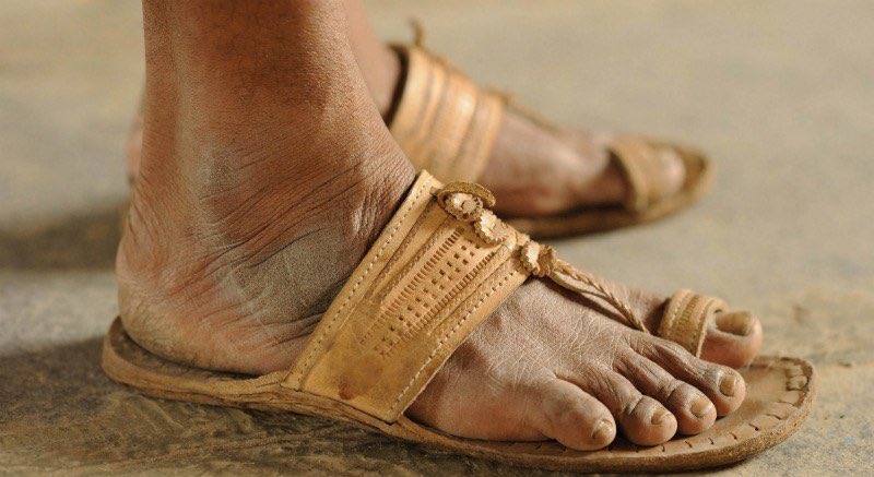 La palabra cacle, que coloquialmente significa zapatos, tiene su origen ...