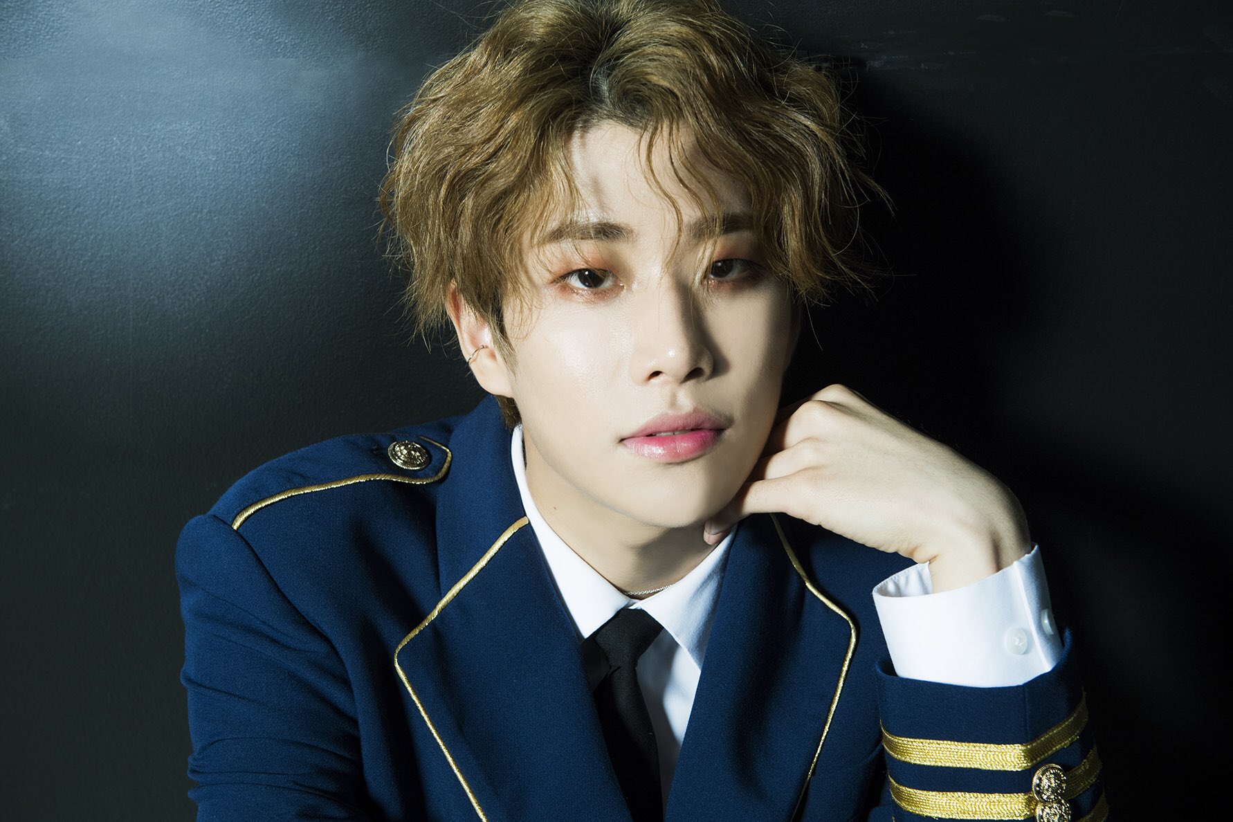 mj pics on Twitter: "— astro x anan © anan web #엠제이 ° #아스트로 ˎˊ˗ https://t.co/SKDQpUmgQ5" / Twitter