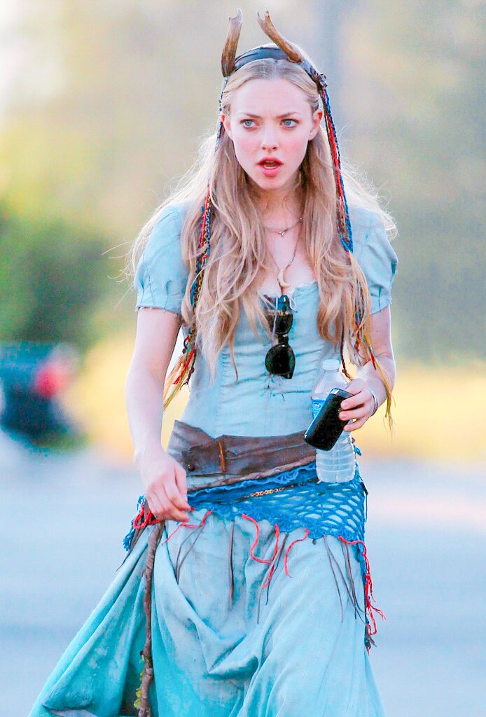 Amanda Seyfried Red Riding Hood Costume