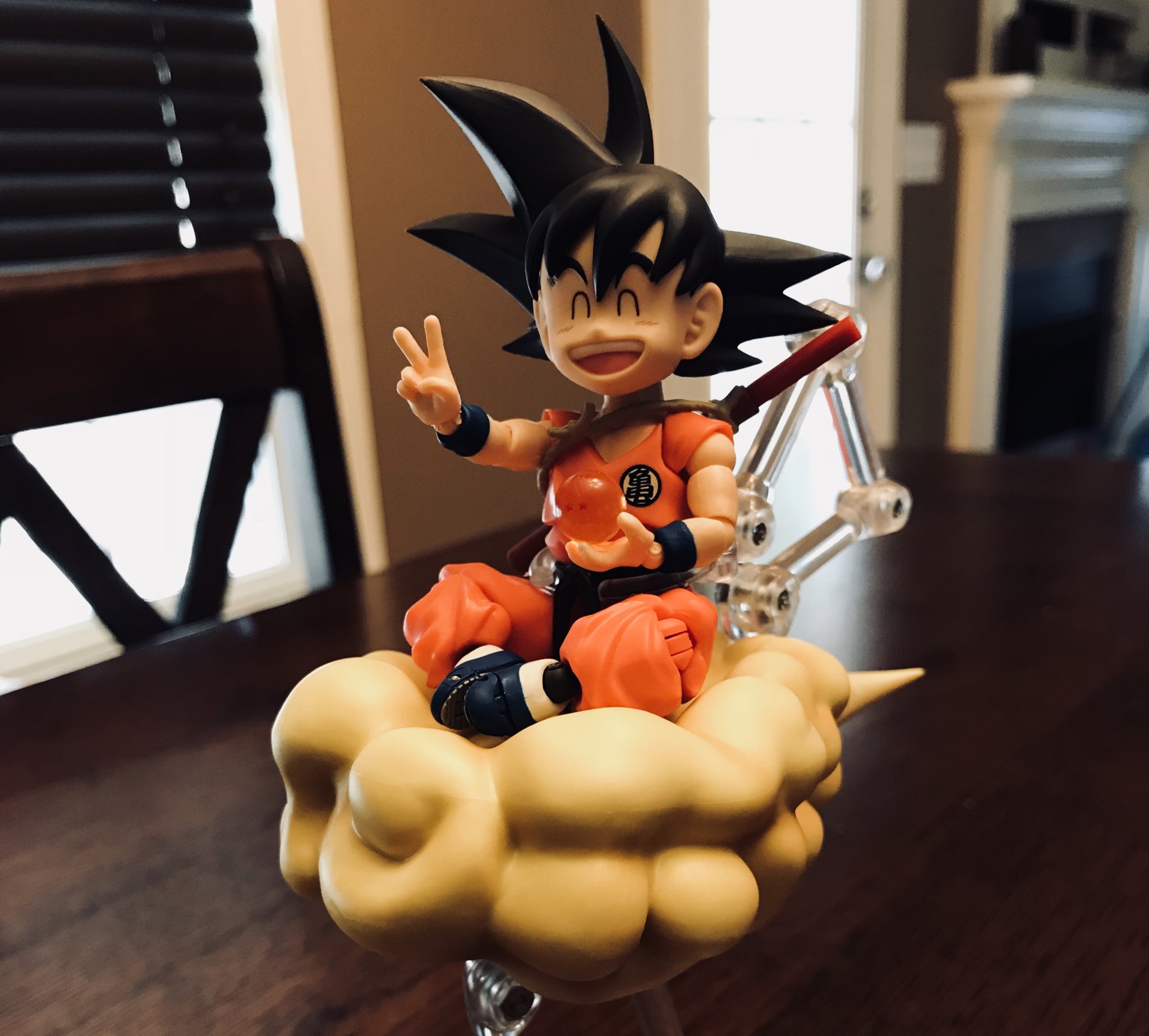 Kid Goku Peace