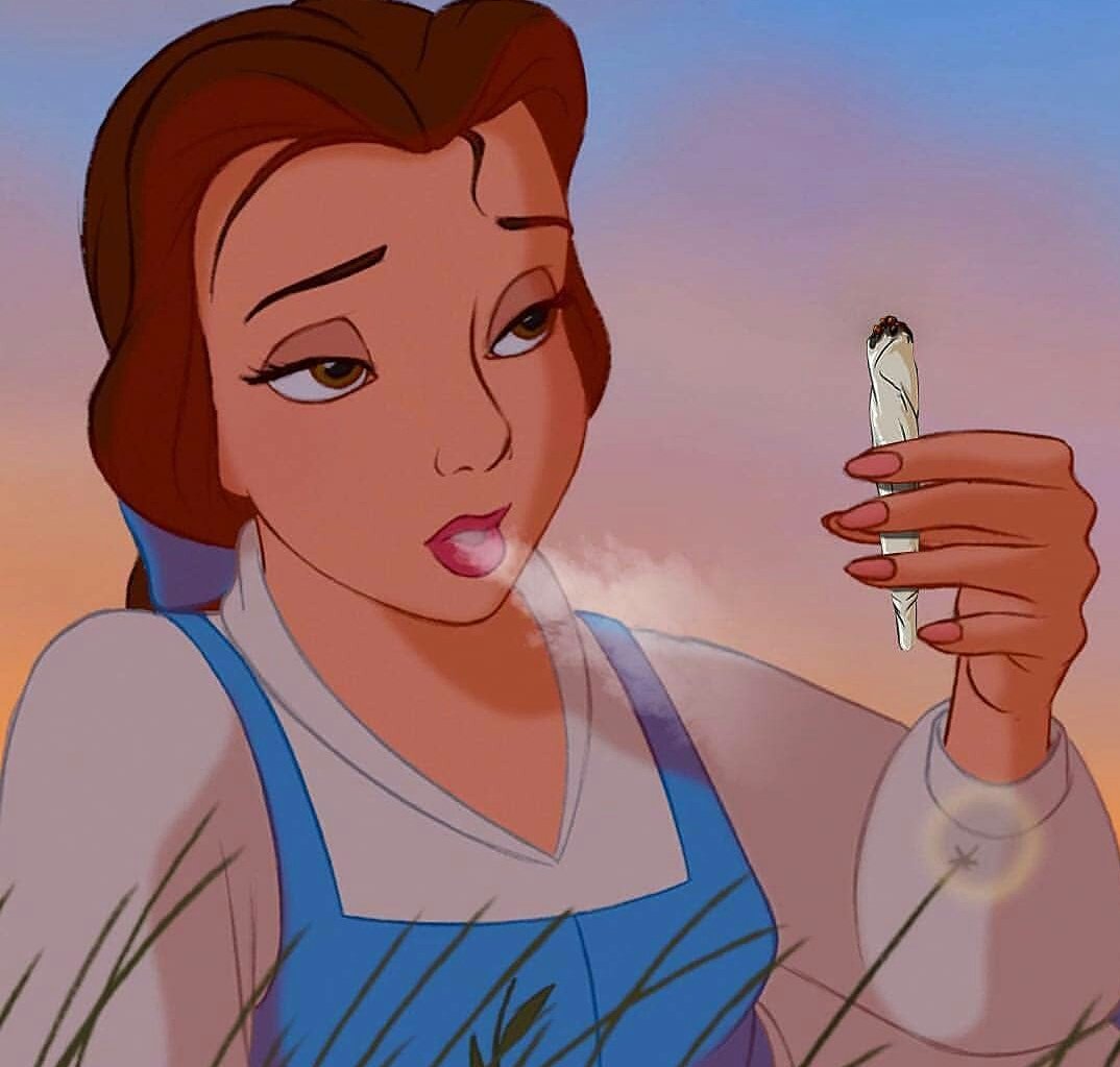 Malas Princesas De Disney Fumando