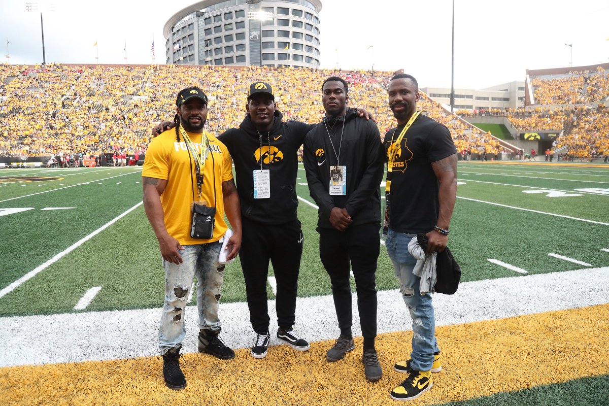 Bob Sanders: “your healthcare isn’t that good” | Iowa Hawkeyes fan ...