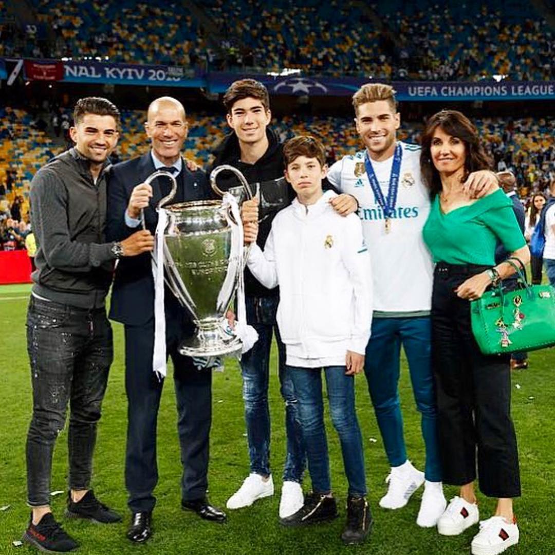 Zinedine Zidane Family 466 Family Zidane Zinedine Stock Photos,