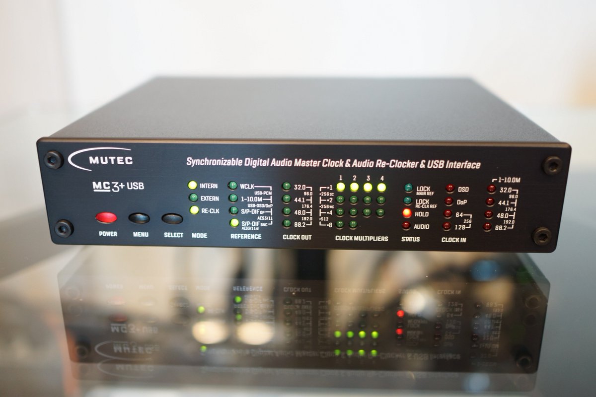 ALEX on Twitter: "MUTEC mc3+USBを導入しました！デジタル入力を高精度リクロックしてデジタル出力します。この経路で試聴予定。 ①CDトラポ→MUTEC→DAC ...