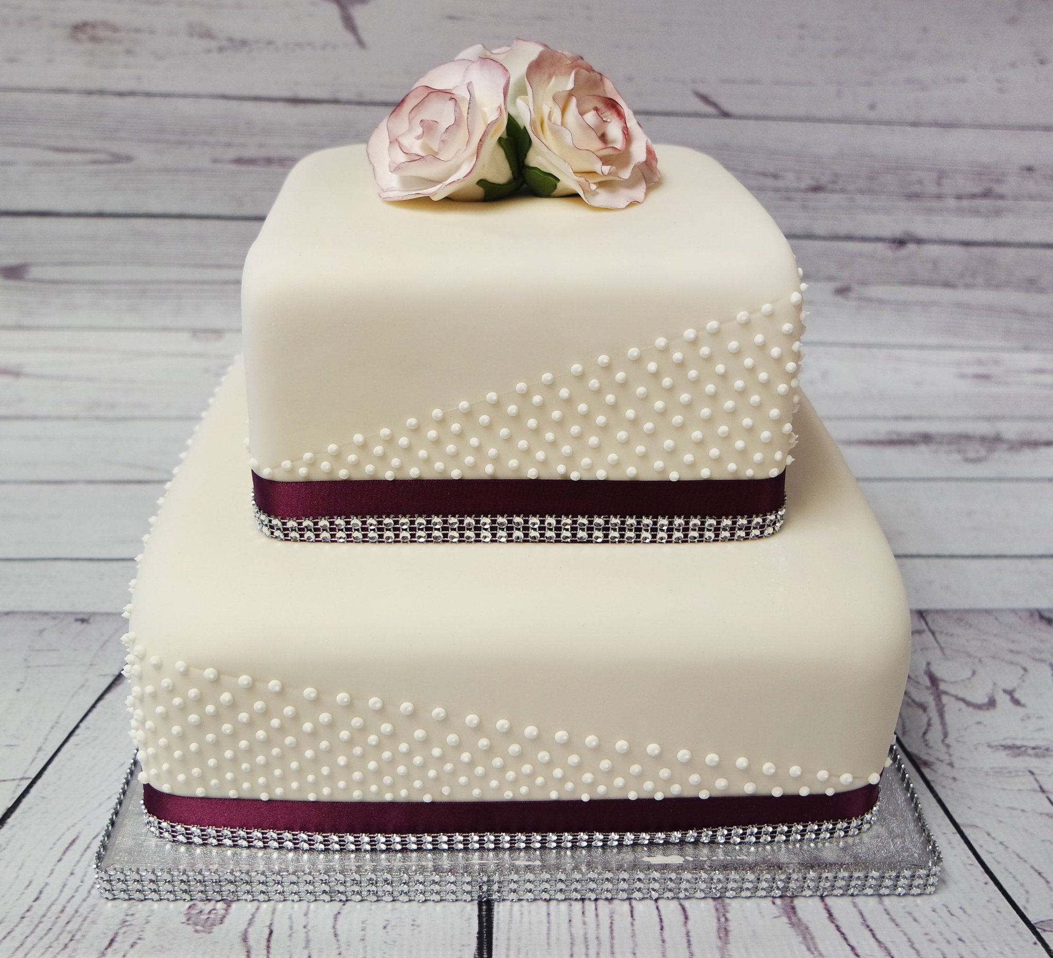 Simple 2 tier square wedding cakes 60 photos - Astyledwedding.com