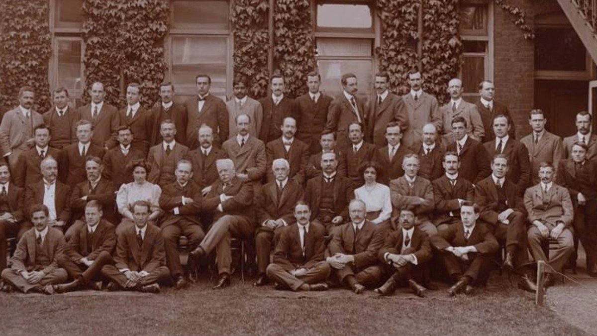 The London School of Hygiene and Tropical Medicine (LSHTM)