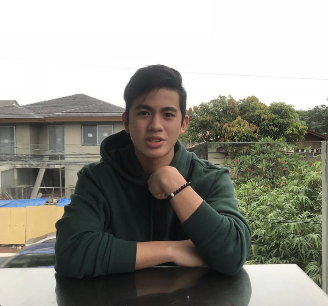 THE JAKOL DIARY on Twitter: "GET YOURSELF A GUY WHO CAN DO BOTH... 👊🏻💦…