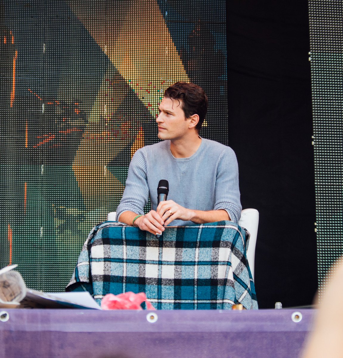 𝖒𝖆𝖗𝖎𝖆🌻 (@BADASSBATMANN) | Twitter