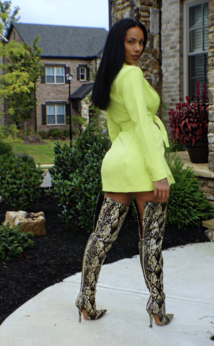 109 best Twitter u/iamerica_mena images on Pholder | Weight: 160