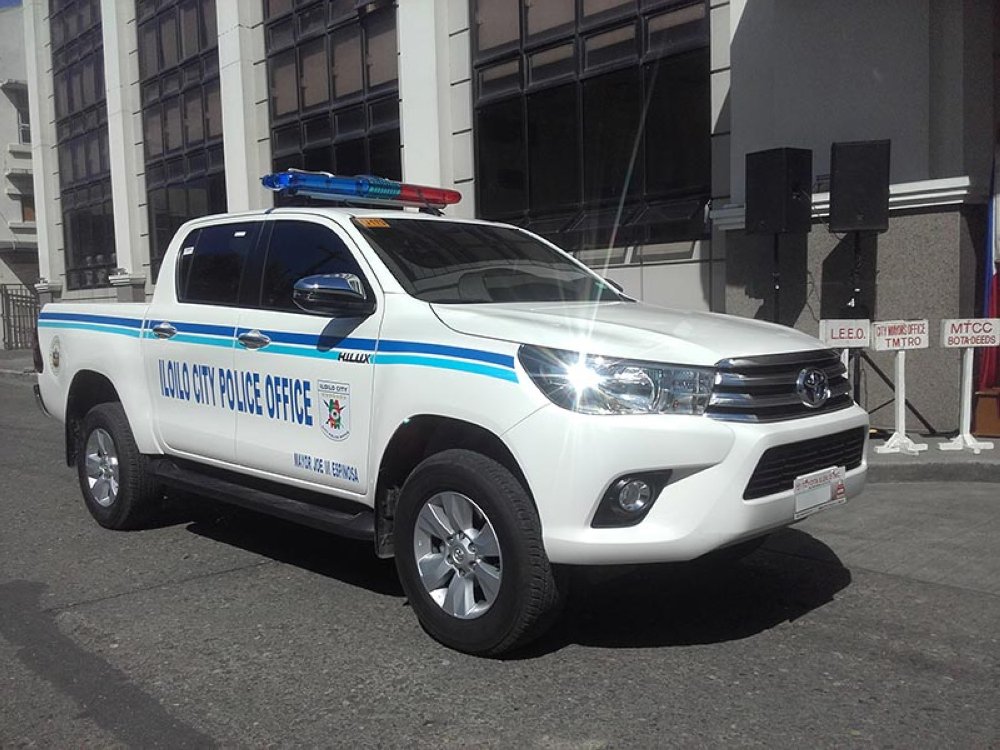 Filipino Police Car