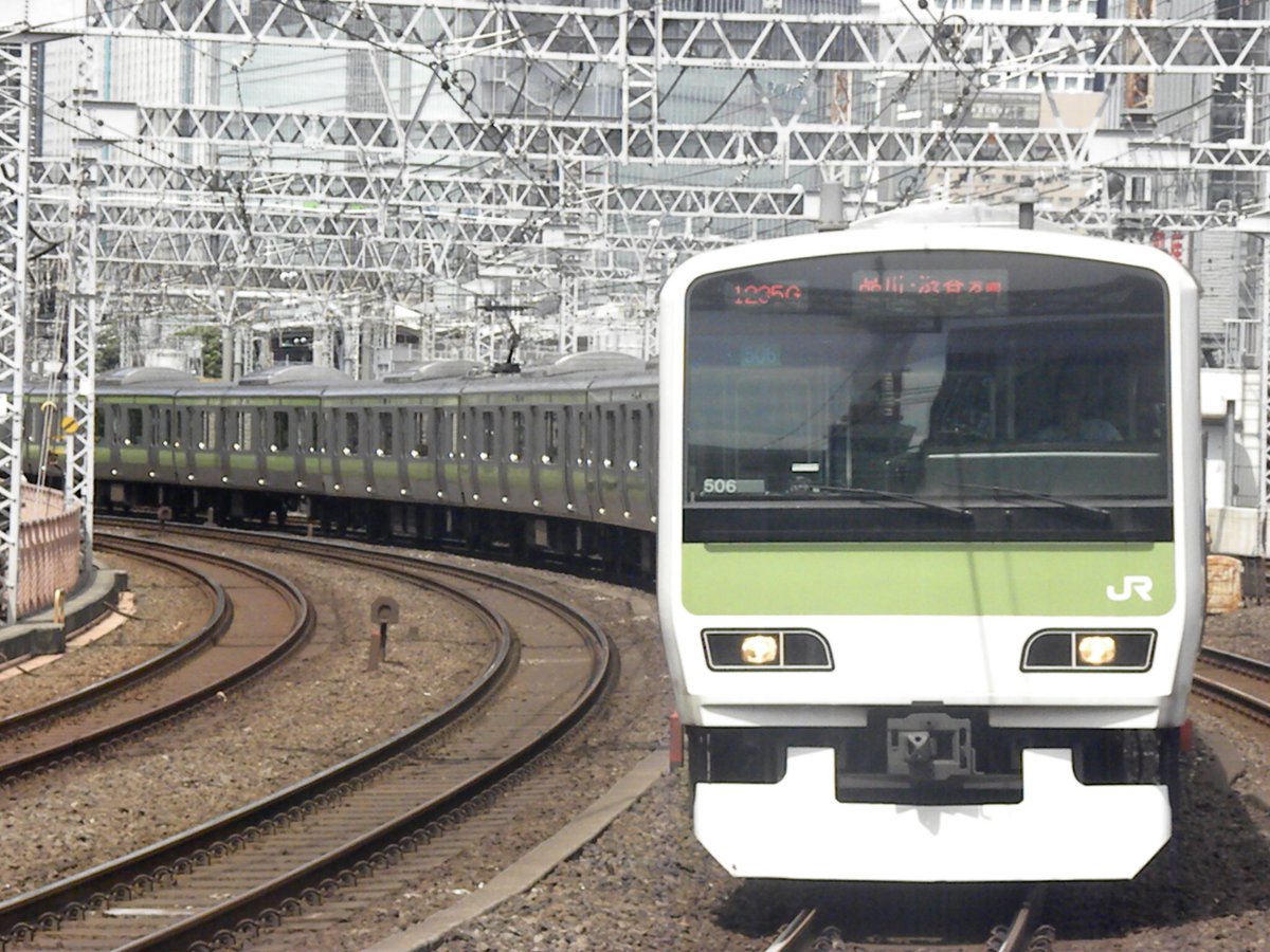 まっちぼー on Twitter: "8/14 ＠有楽町 1.E231-500 トウ552 2.E235 トウ09 3.E235 トウ08 4.E231-500 トウ506 山手線の有名撮影地 ...
