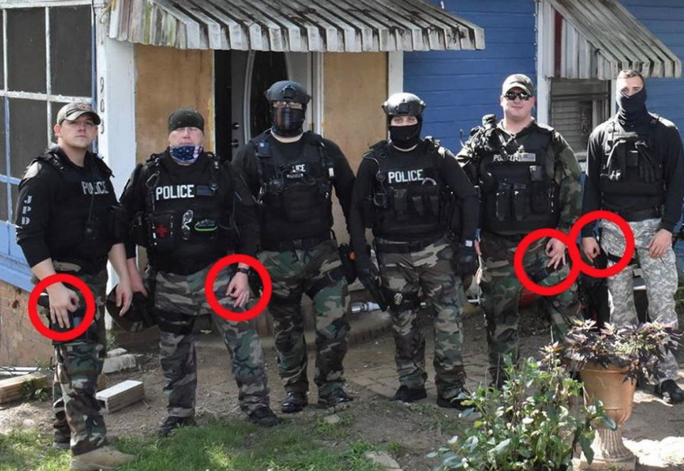 Folk Gang Signs Hand Signs